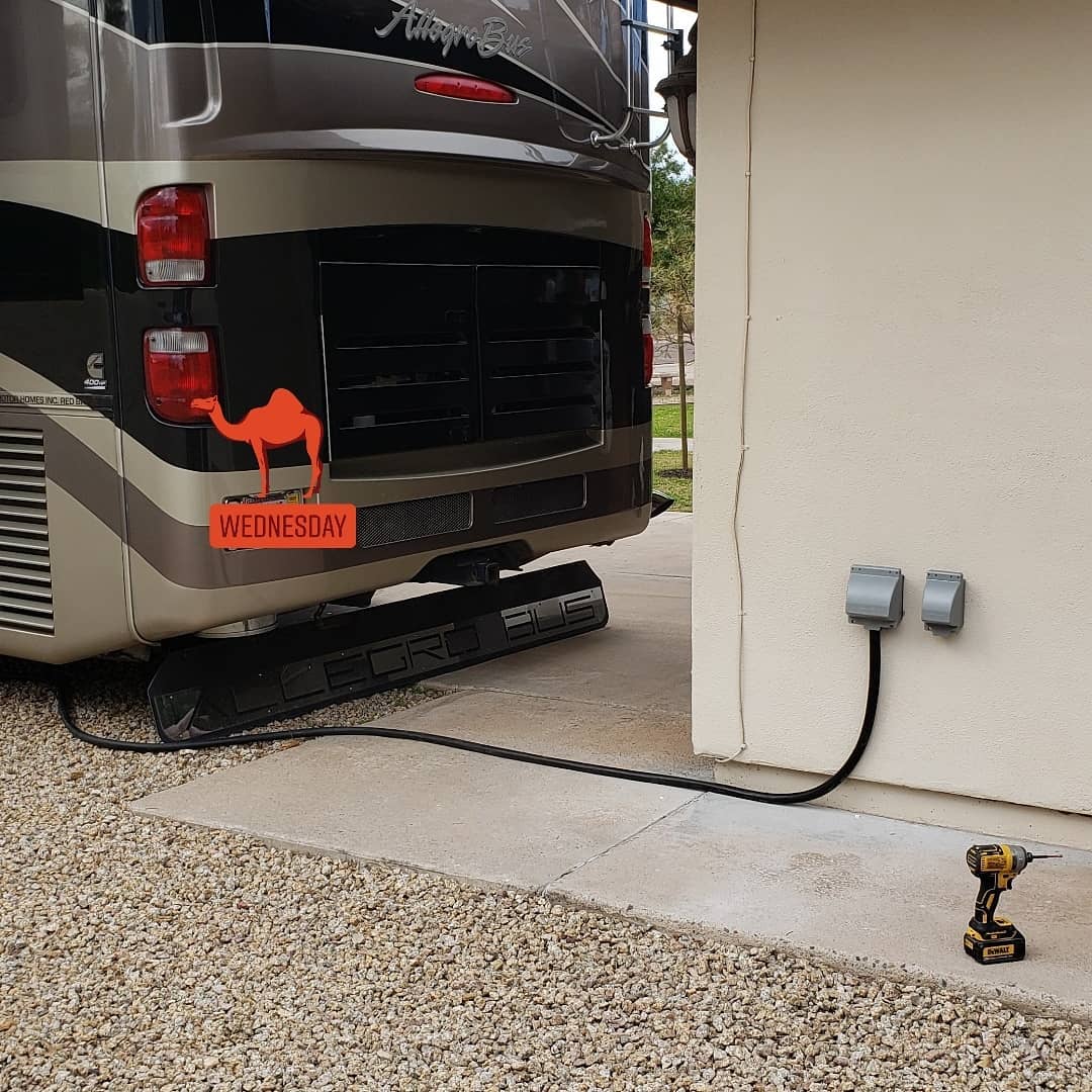 Home [mainelectricalllc.com]